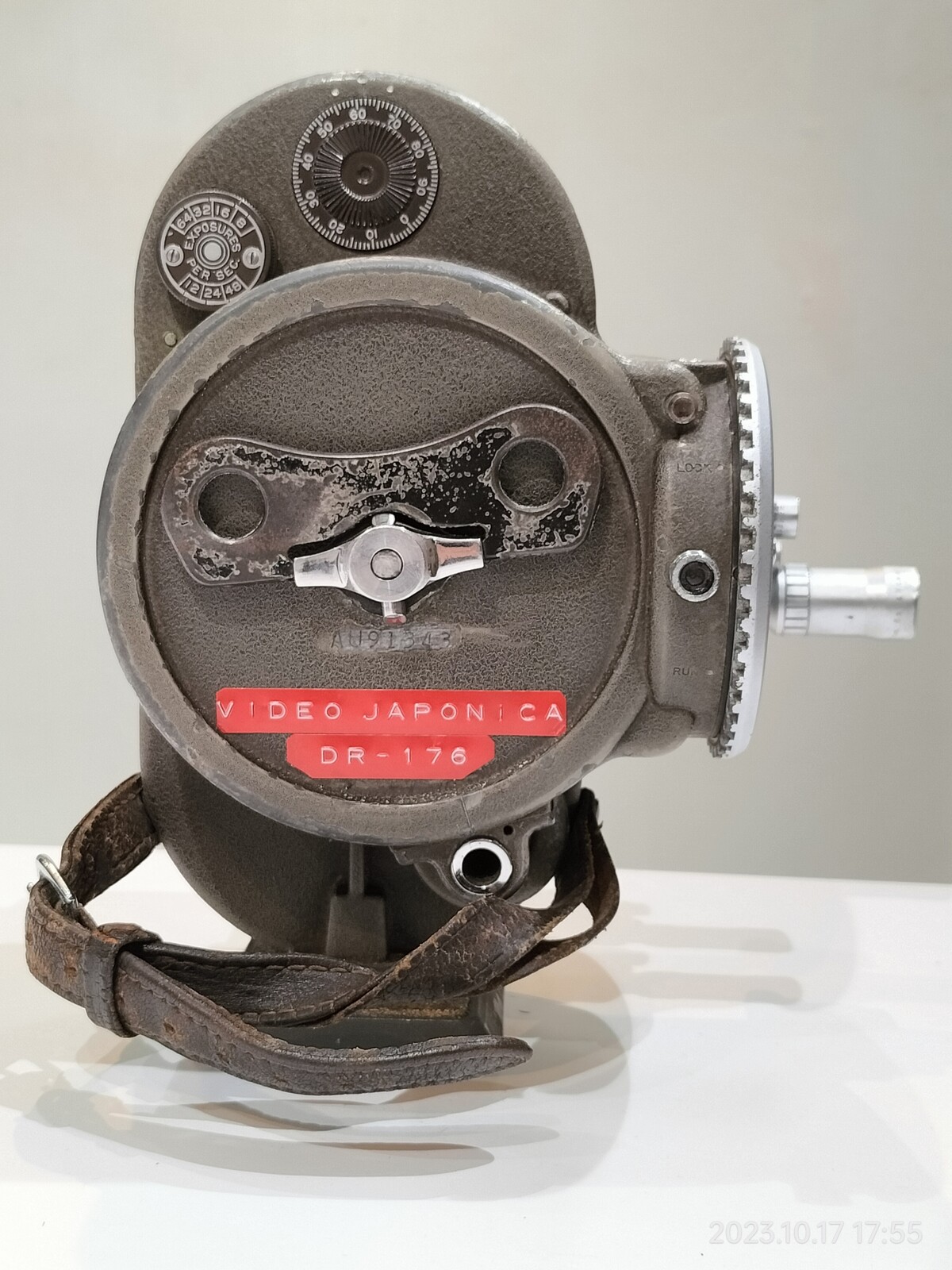 1959/昭和34/Bell&Howell/Filmo 70-DR/フィルモ/16mmカメラ/3本ターレット/ゼンマイ式/レンズなし ...