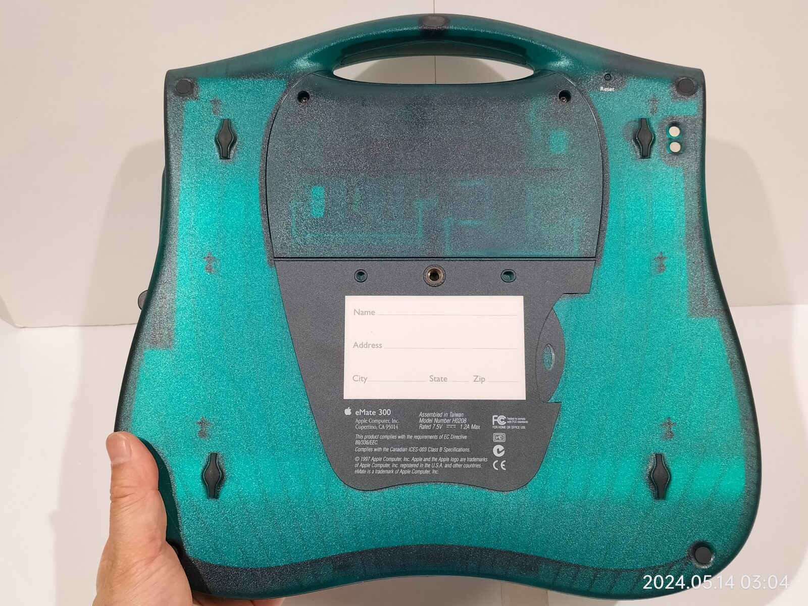 1997/平成9/Apple/eMate 300/Newton/16階調グレースケール液晶/アップル/イーメイト300/ニュートン/教育現場用 ...