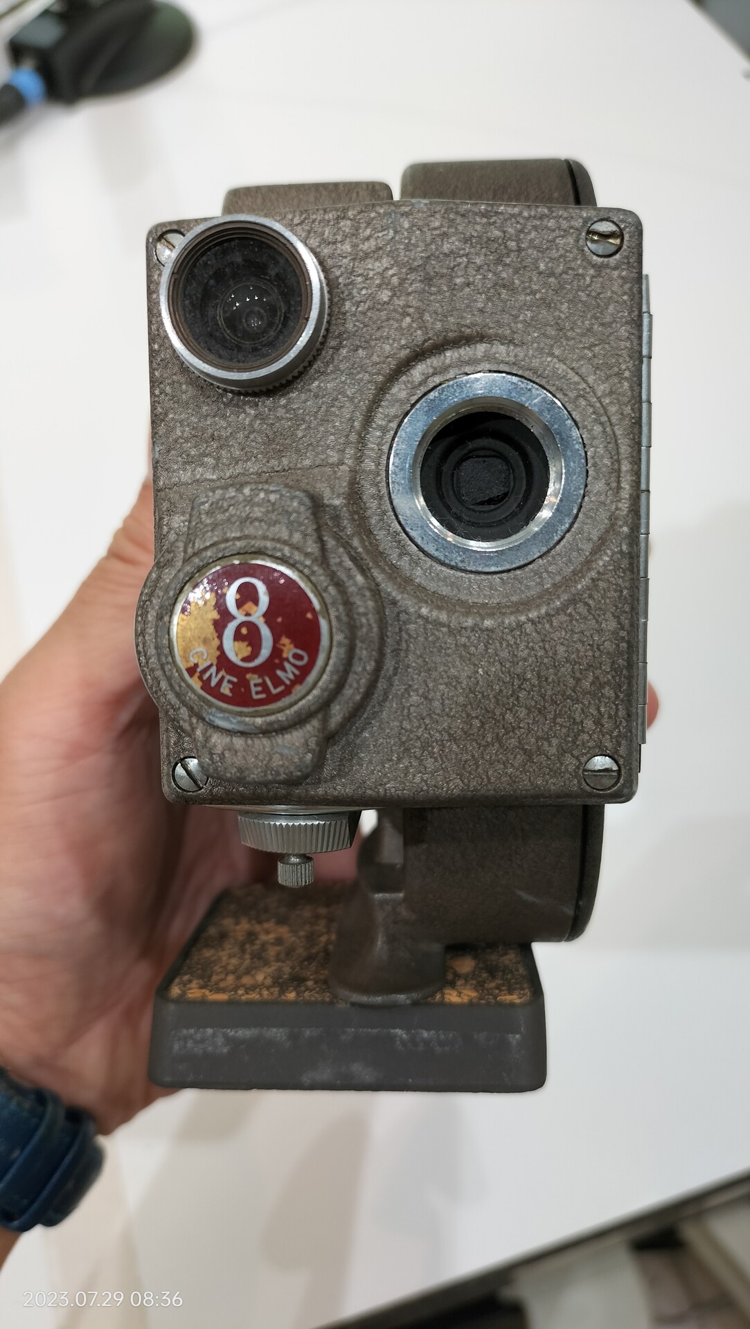 1957/昭和32/ELMO/CINE ELMO 8-AA/国産2機種目の8mmカメラの8-Aの改良型/レンズなし/ダブル8 ...