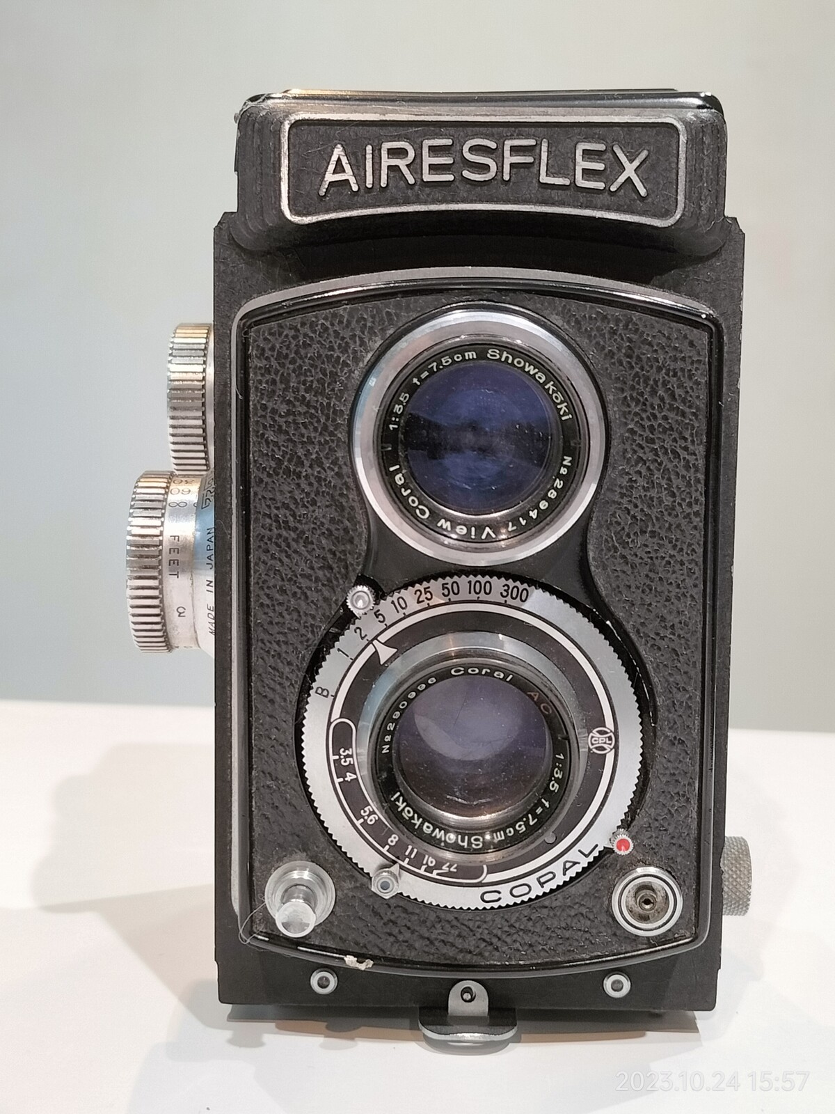 1952/昭和27/Aires/AIRESFLEX/二眼レフカメラ/120フィルム/ : Extinct Media Museum | 絶滅 ...