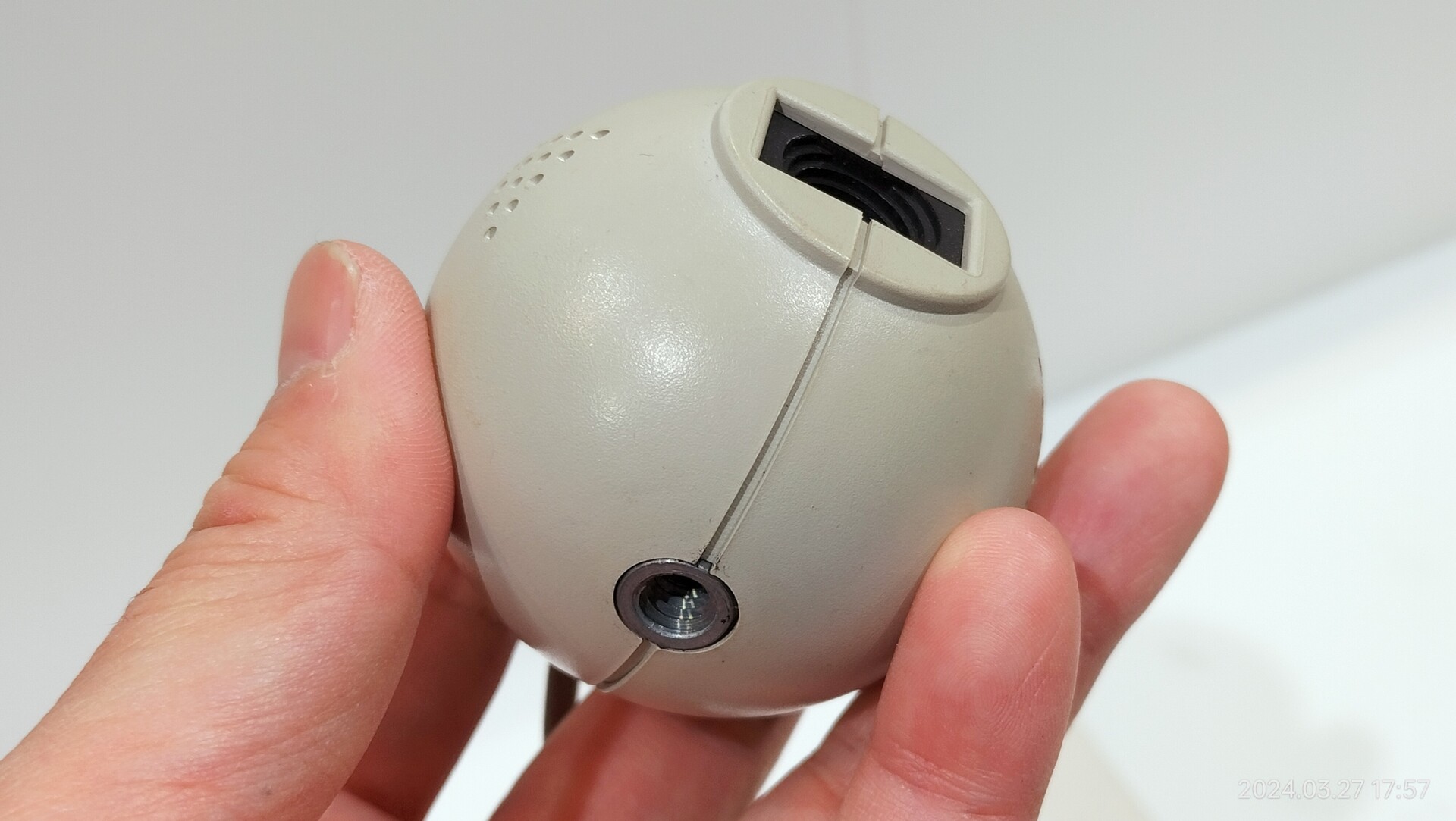 1994/平成6/Connectix/QuickCam/320_240 4bpp Greyscale/世界初のWebCam ...