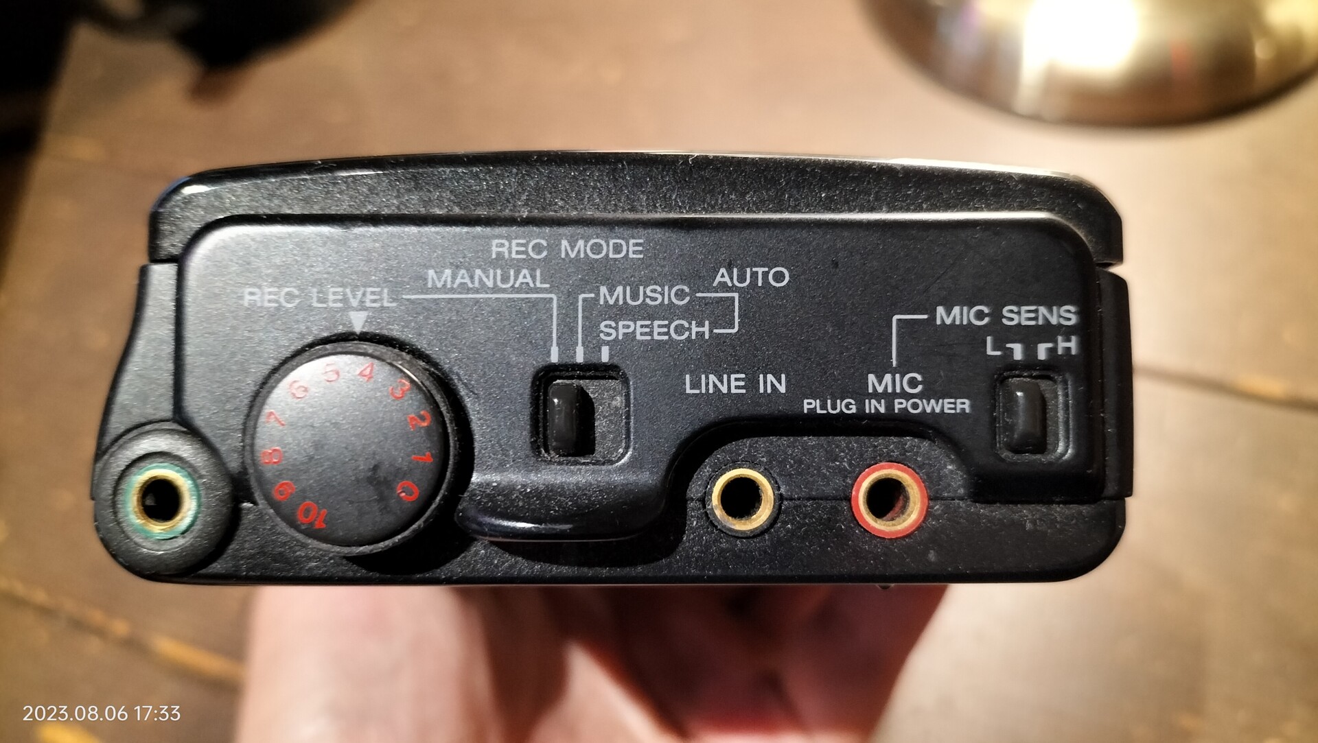 1997/平成9/SONY/TCD-D8/DAT/DAT WALKMAN/DIGITAL AUDIO TAPE-CORDER ...