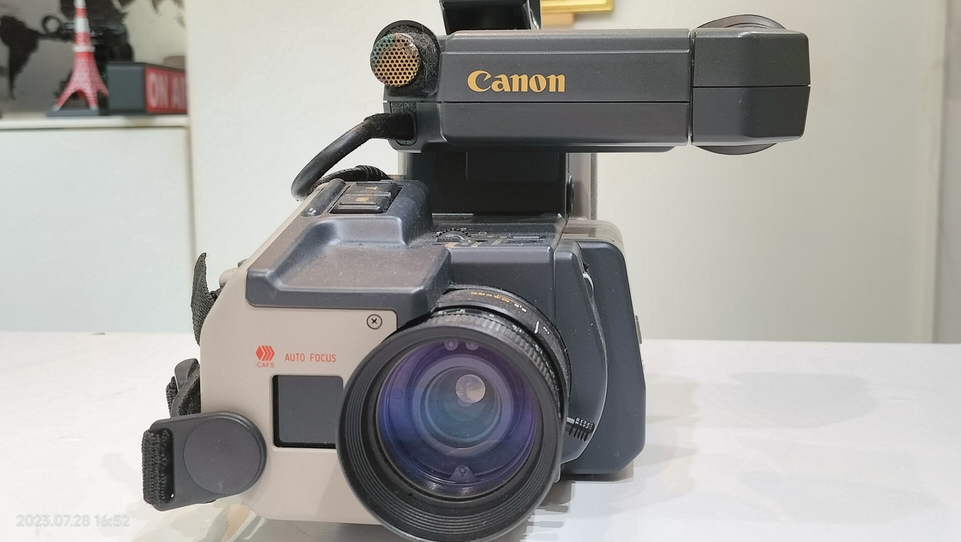 1985/昭和60/Canon/VM-E1/E1/Canovision 8/8ミリビデオ/キヤノン初の一体型ビデオカメラ/ : Extinct ...