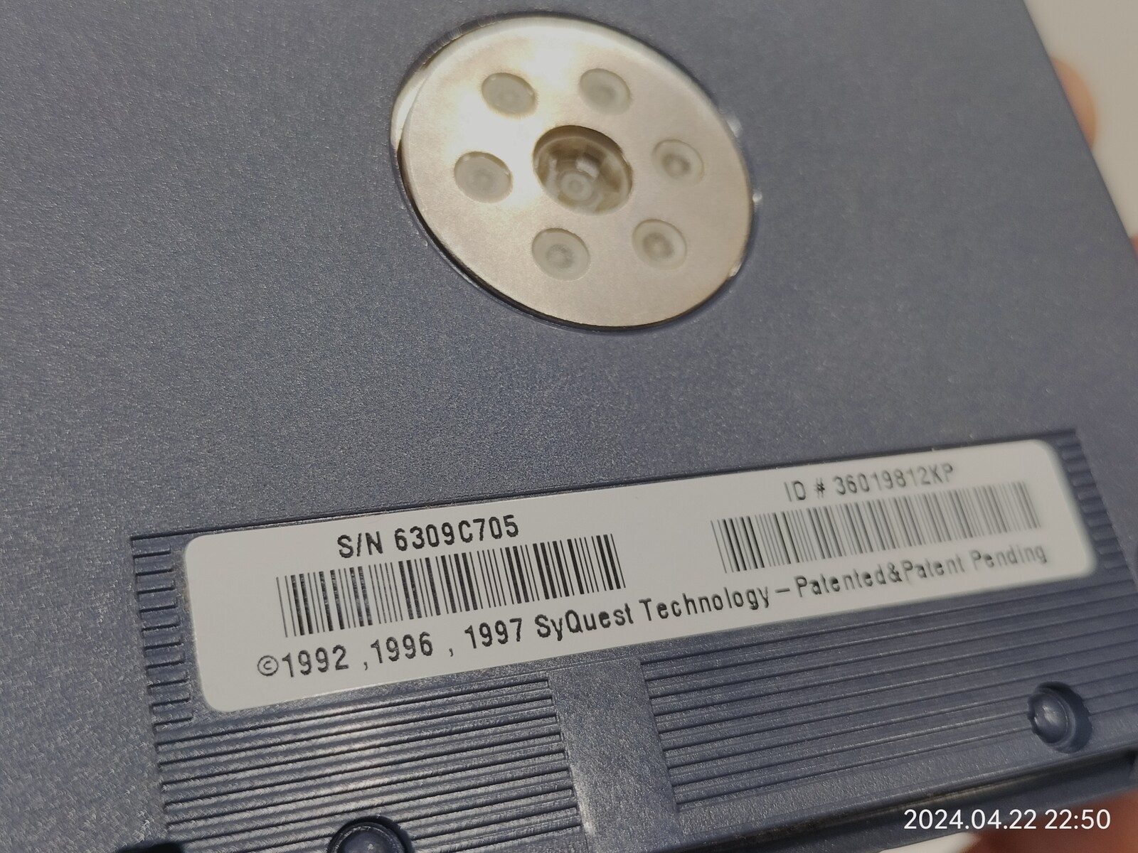 1997/平成9/SyQuest/syJet/1.5GB/複数プラッター/3.5インチディスク/ : Extinct Media Museum ...