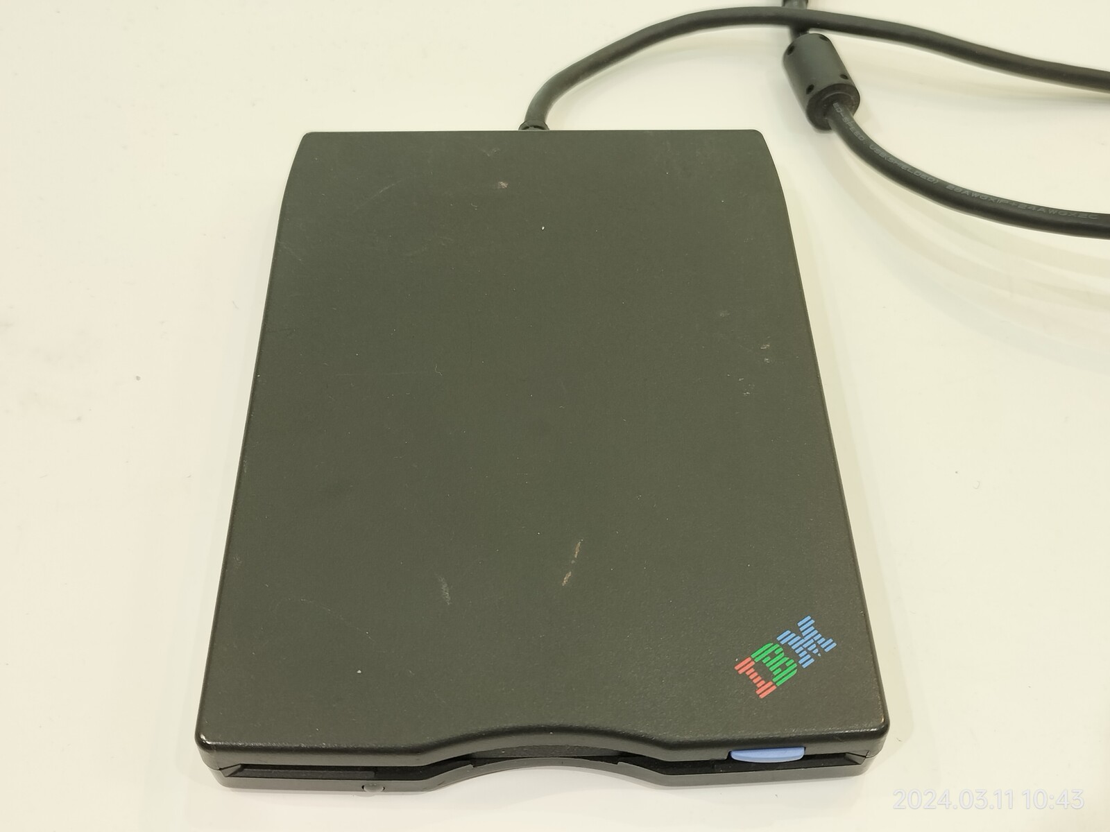 年代調査中/IBM/IBM USB Portable Floppy Diskette Drive/FD-05PUB/ : Extinct ...