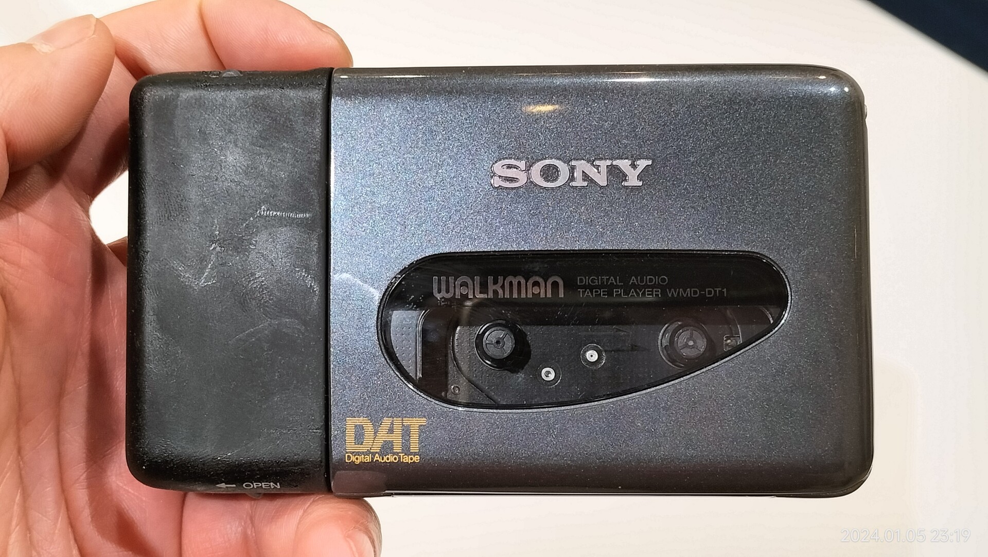 1993/平成5/SONY/WMD-DT1/DAT/WALKMAN/ソニー/再生専用DATウォークマン/エヴァンゲリオン登場モデル元ネタ ...