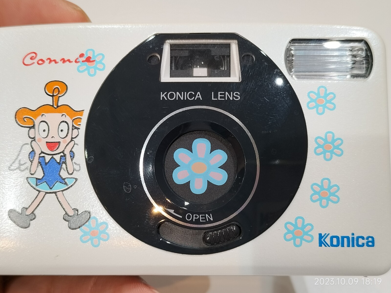 1998/平成10/Konica/S mini/Konica S-mini Go!Go! Conniechan!/APSフィルムカメラ/コニーちゃん/ : Extinct Media ...