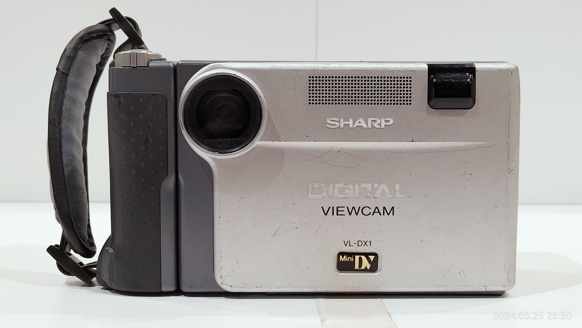 1996/平成8/SHARP/VL-DX1/DIGITAL VIEWCAM/DV/シャープ/液晶ビューカム/ : Extinct Media ...