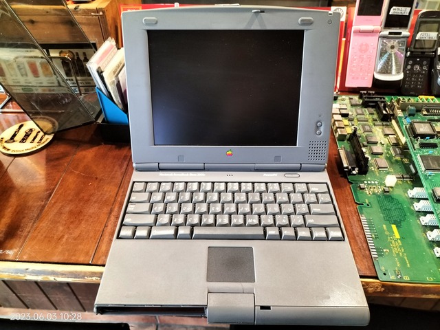 1995/平成7/Apple/Macintosh/PowerBook Duo 2300c/PowerPC603e/Duoシリーズ最後のモデル ...