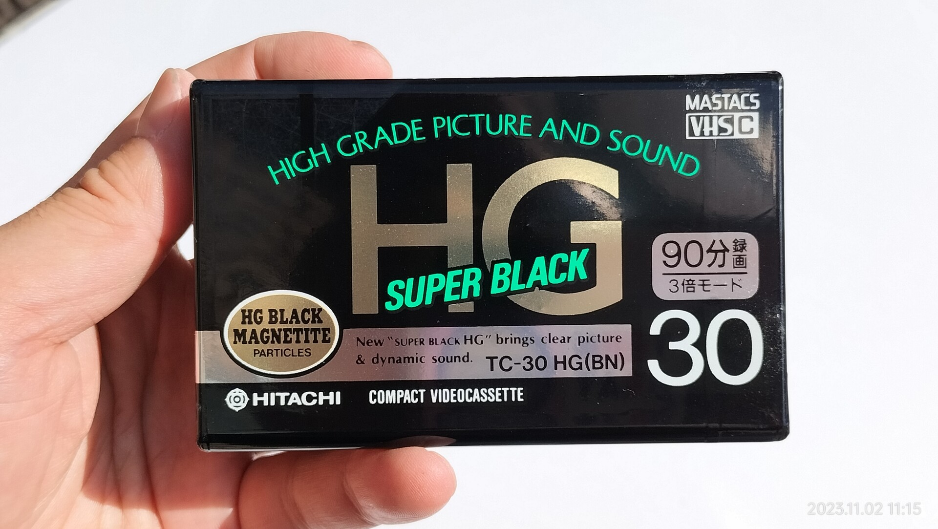 年代調査中/HITACHI/TC-30 HG(GN)/VHS-C/ビデオテープ/30分/ : Extinct Media Museum ...