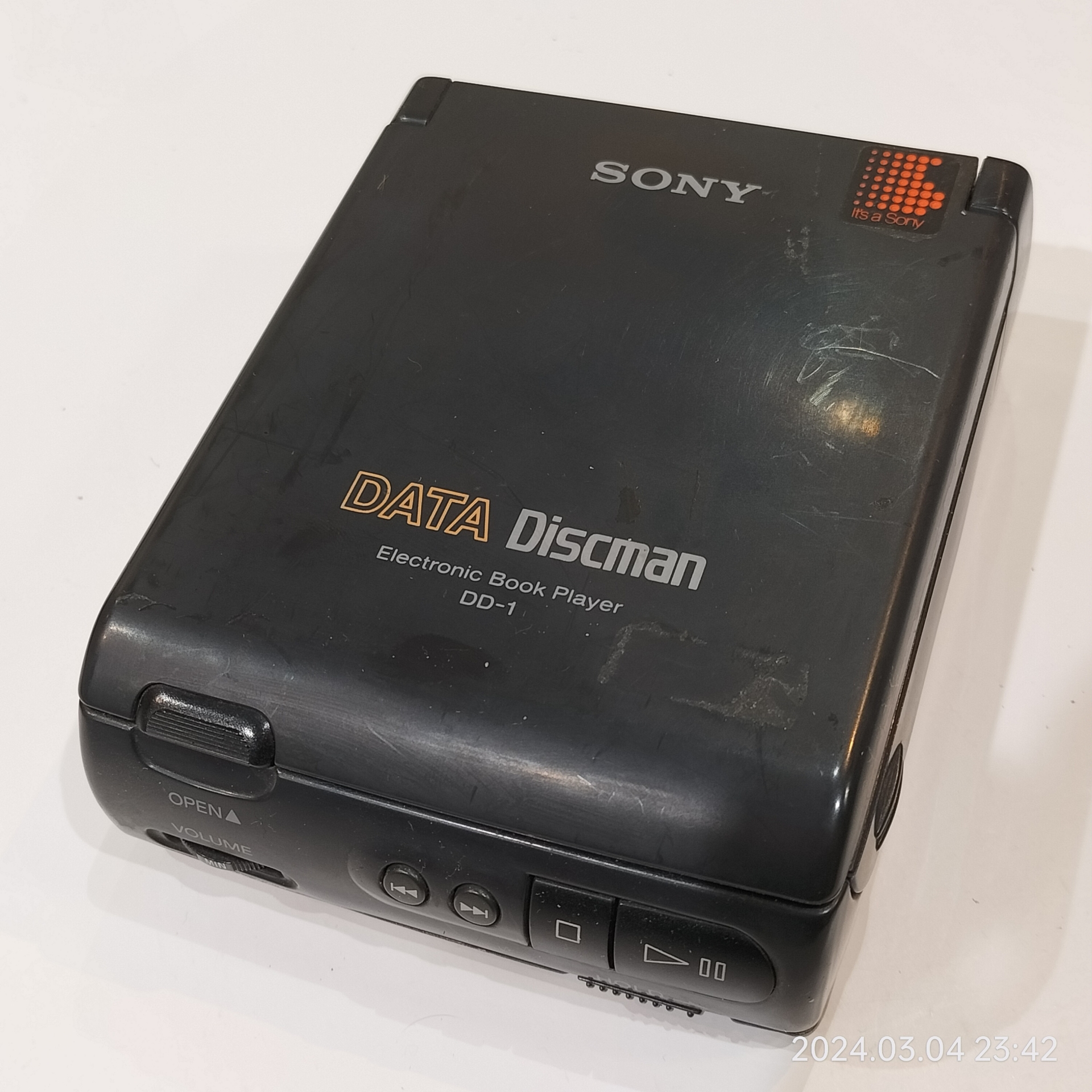 1990/平成2/SONY/DD-1/初代DATA Discman/8cm CD-ROM/電子辞書/三省堂辞書/ : Extinct ...