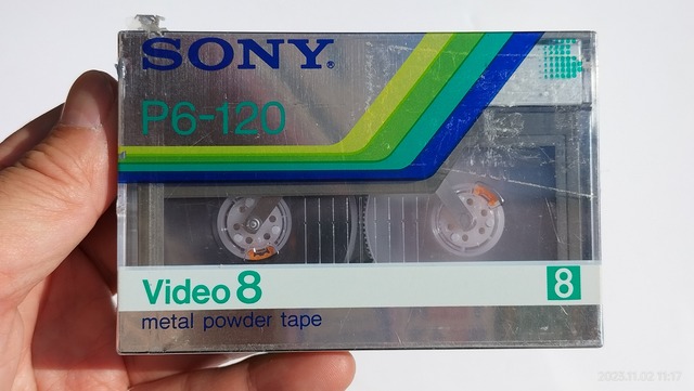 1985/昭和60/SONY/P6-120/最初期の8ミリビデオ/ビデオテープ/120分/ : Extinct Media Museum Tokyo