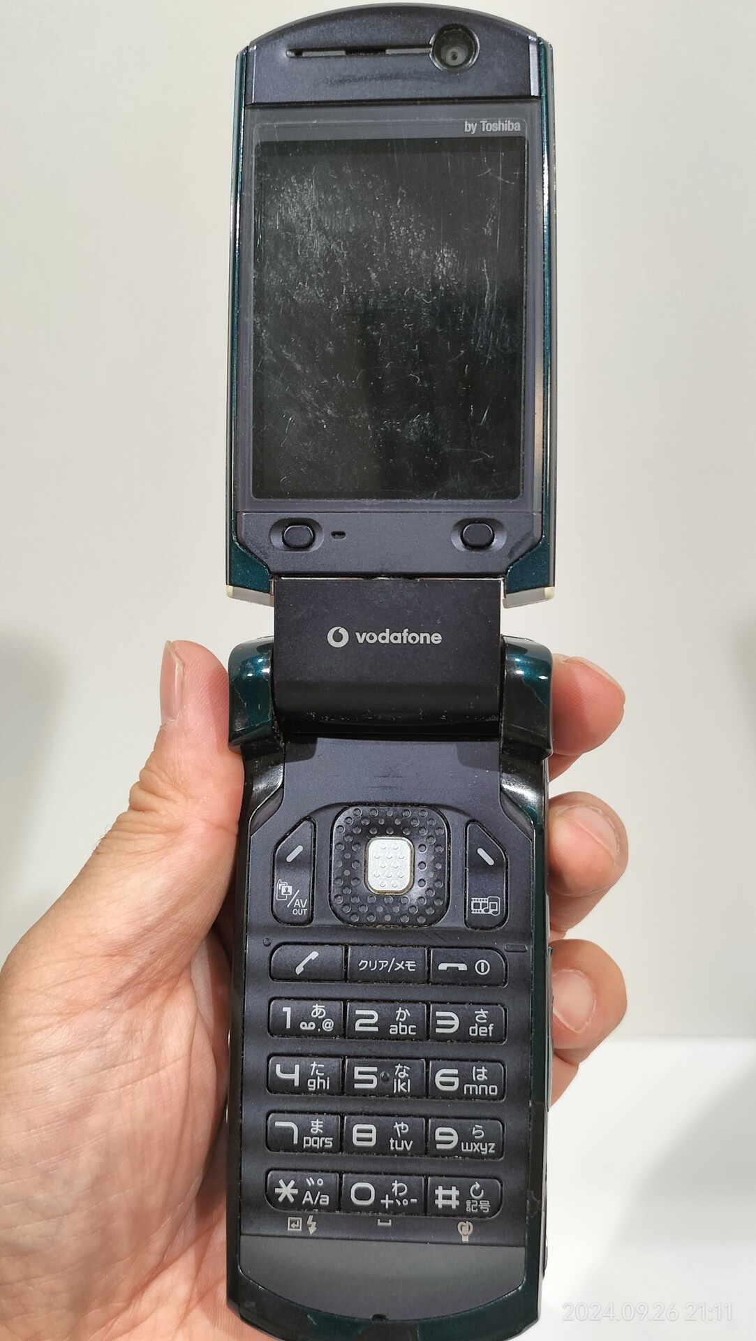 2006/平成18/TOSHIBA/904T/Vodafone/320万画素/全部入り/回転2軸ヒンジ/グリップスタイル/ : Extinct ...