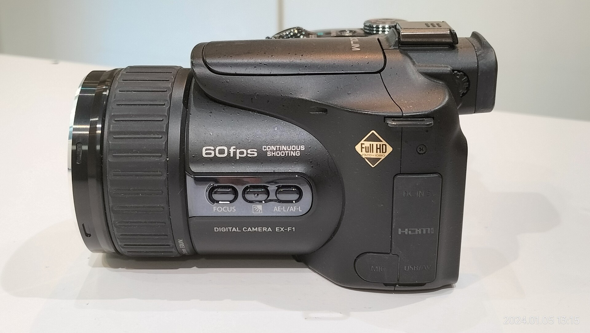 2008/平成20/CASIO/EX-F1/EXLIM/カシオ/エクシリム/光学12倍/600万画素/ハイスピードムービー/最大1200fps ...