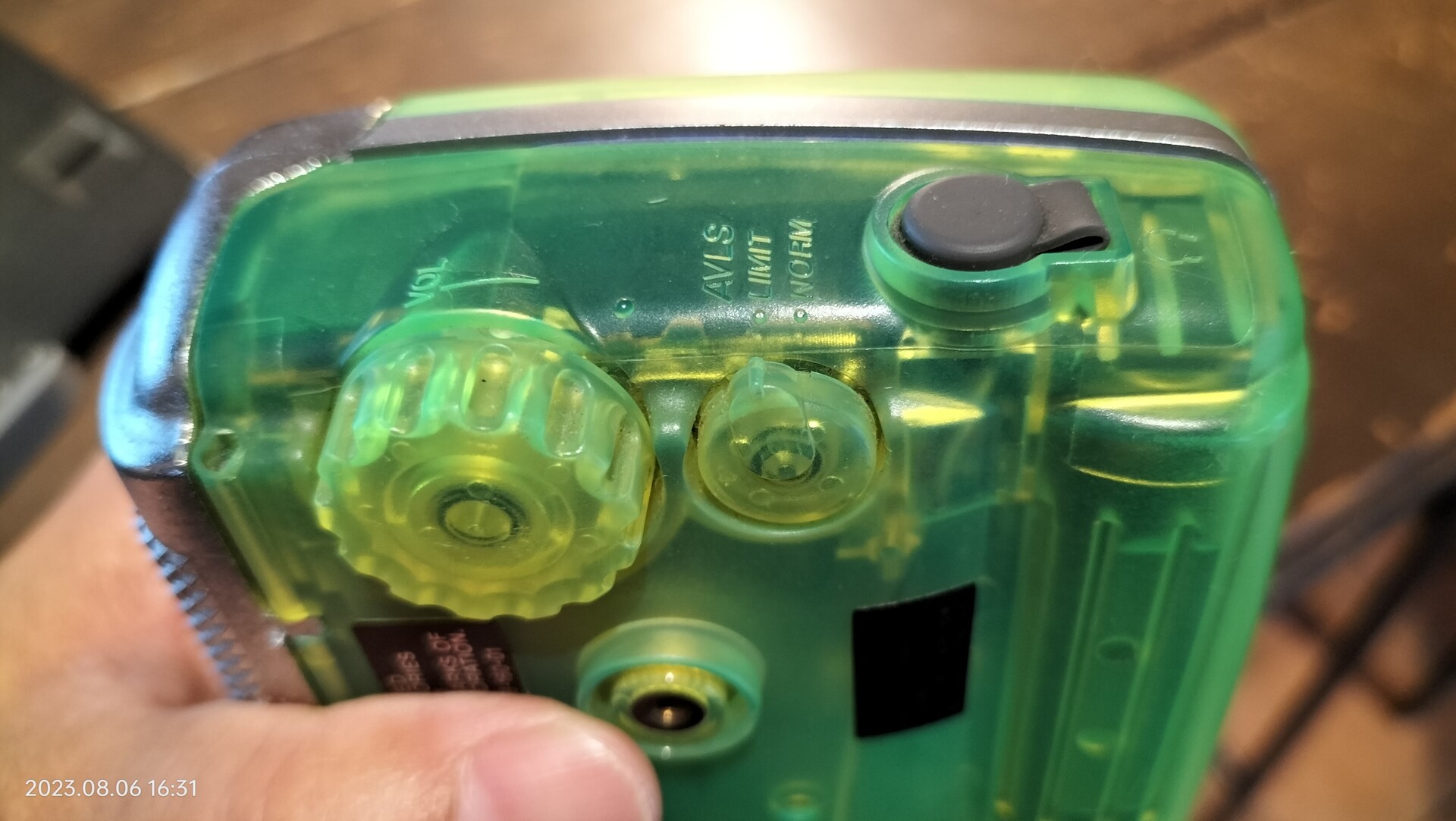 1997/平成9/SONY/WM-FS1/WALKMAN/SPORTS/GROOVE/MEGABASS/FMAM搭載/防水防塵/スケルトン ...