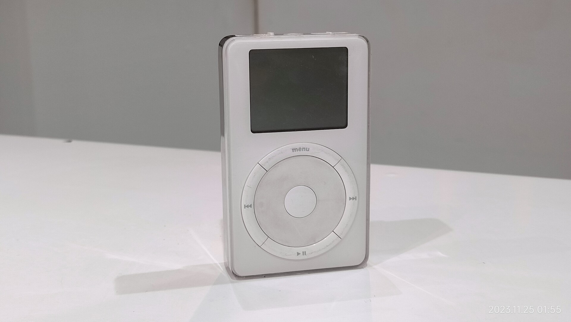 2002/平成14/Apple/iPod 2nd/第2世代iPod/20GB/FireWire400/AAC対応/初のWindows対応 ...