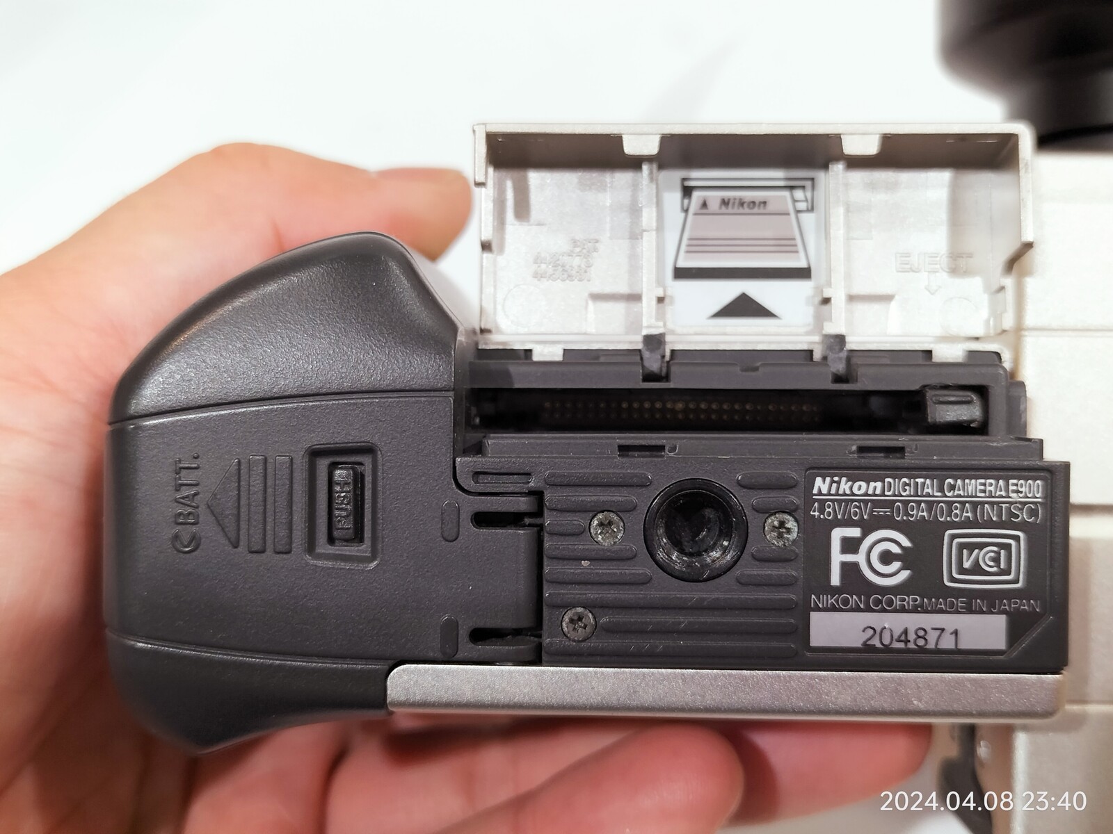 1998/平成10/Nikon/COOLPIX E900/ニコン初のニッコールレンズ搭載機/光学3倍/スイバル/フィッシュアイコンバーター付き ...