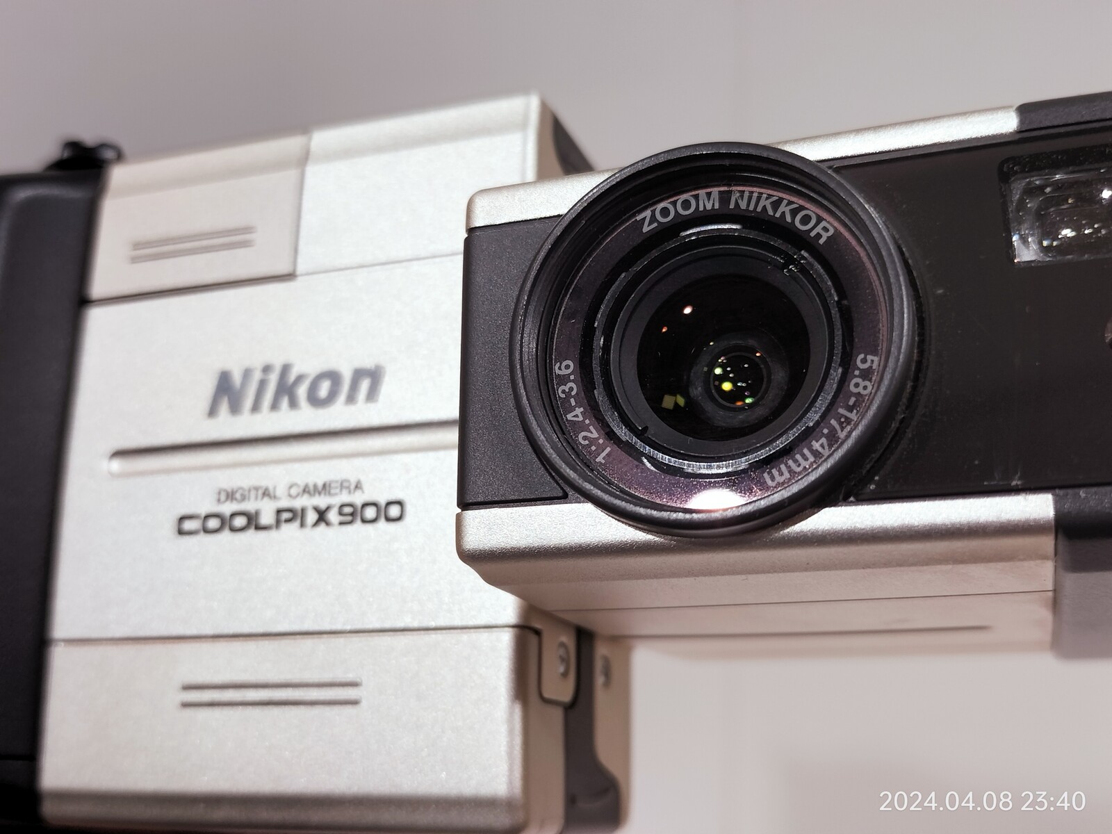 1998/平成10/Nikon/COOLPIX E900/ニコン初のニッコールレンズ搭載機/光学3倍/スイバル/フィッシュアイコンバーター付き ...