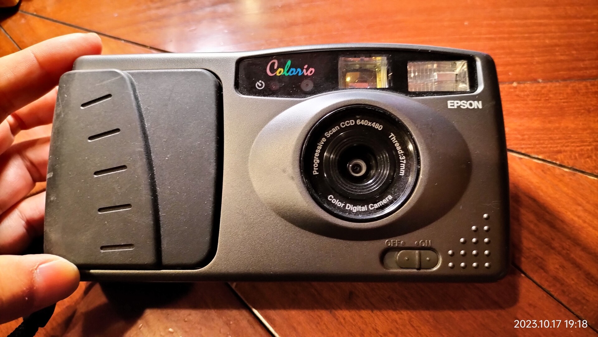 1996/平成8/EPSON/CP-100/Calario/カラリオ/35万画素/内蔵メモリー/単3電池4本/北米向けモデル ...