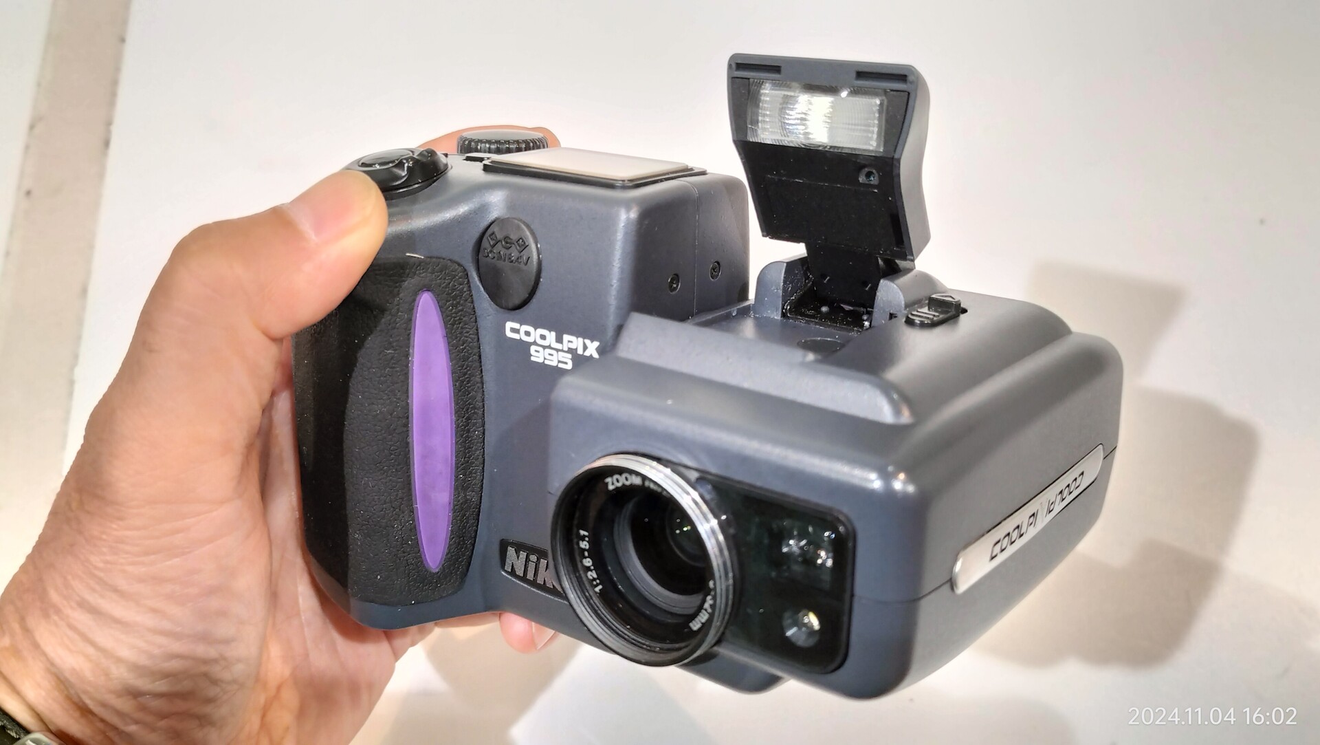 2001/平成13/Nikon/COOLPIX/E995/300万画素/スイバル/スピードライト/コンパクトフラッシュ/ : Extinct ...