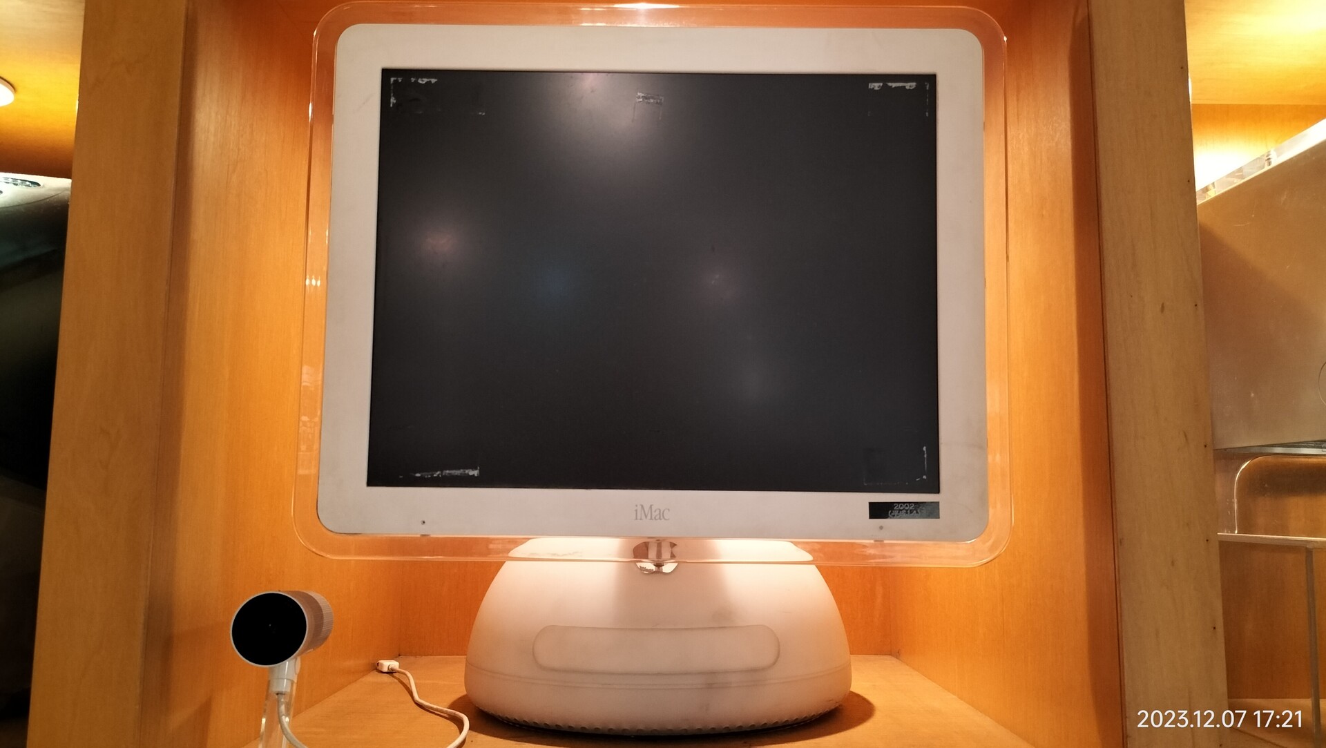 2002/平成14/Apple/iMac G4 (Flat Panel)/15インチ/PowerPC 7450/ Mac OS 9.1〜9.2 ...