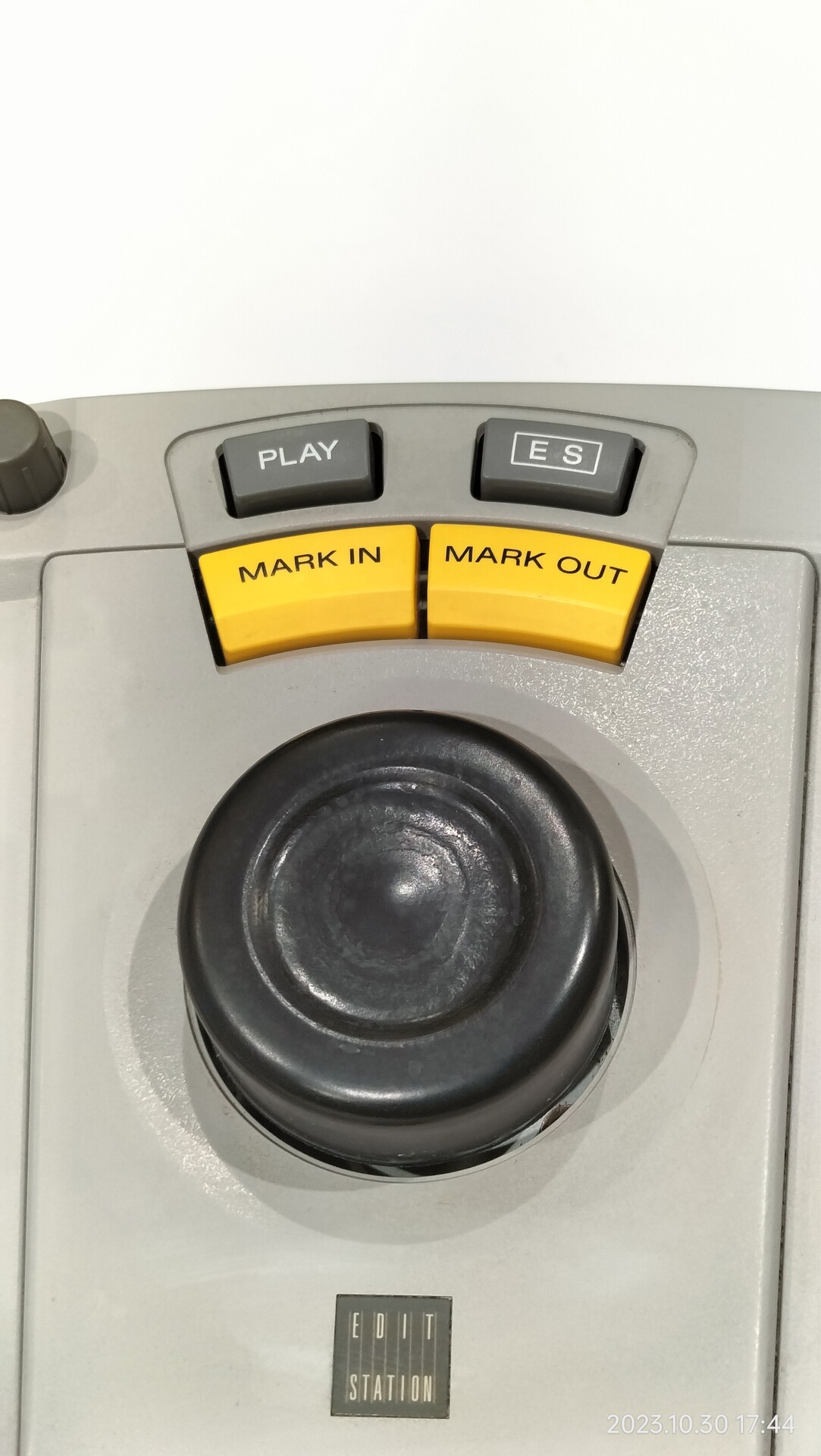 1997/平成9/SONY/ESBK-7011/EDIT STATION/放送用ノンリニアビデオ編集システム/ビデオ編集用エディティング ...