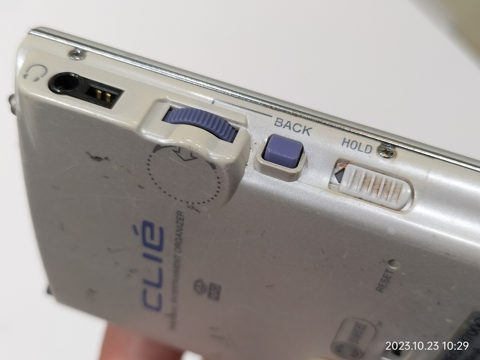 2001/平成13/SONY/PEG-N700C/CLIE/二代目クリエ/PalmOS3.5/ATRAC3対応/ジョグダイヤル/メモリー ...