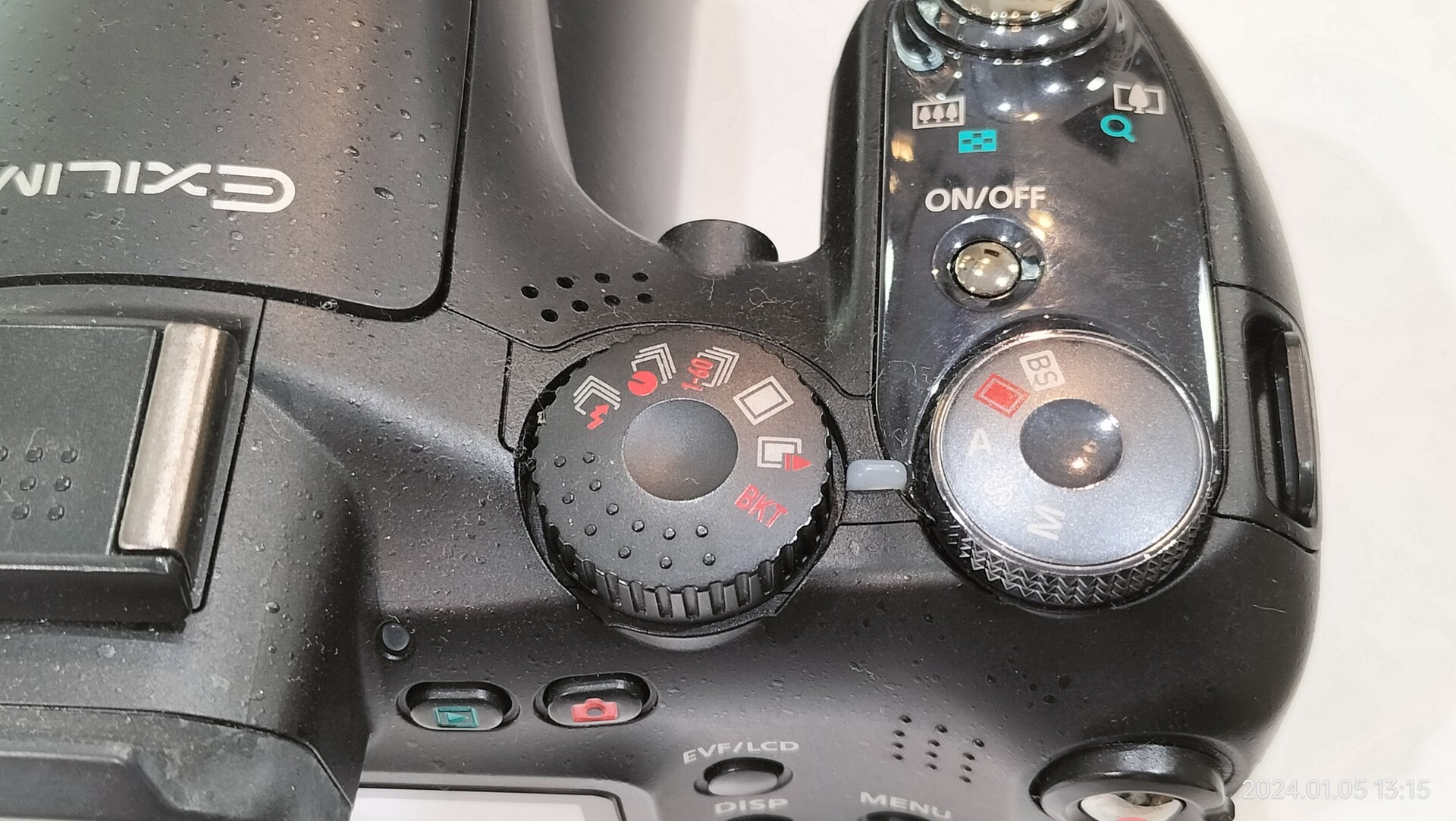 2008/平成20/CASIO/EX-F1/EXLIM/カシオ/エクシリム/光学12倍/600万画素/ハイスピードムービー/最大1200fps ...