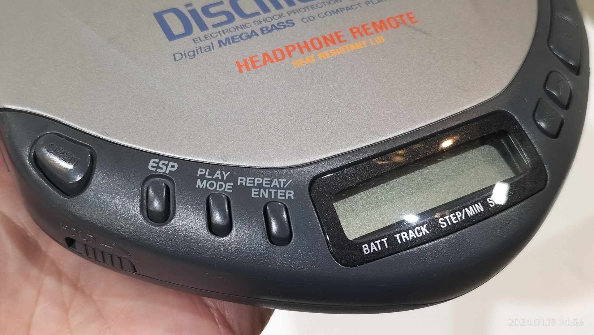 1997/平成9/D-E305/Discman ESP/ディスクマンESP/AVLS/1bit DAC/MEGA BASS/音飛び10秒 ...