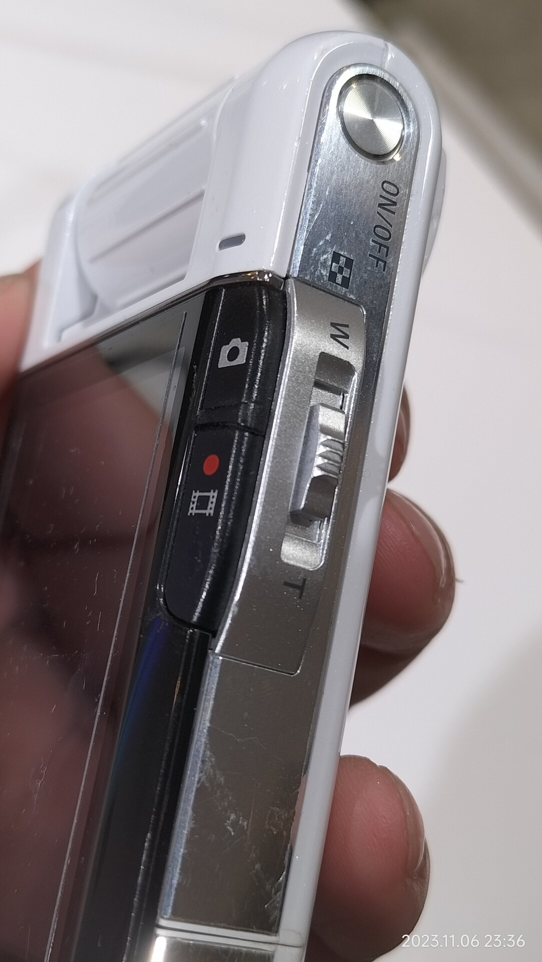 2010/平成22/SONY/bloggie/MH5-PM5/ブロギー/500万画素/回転レンズ/メモリースティック/ : Extinct ...