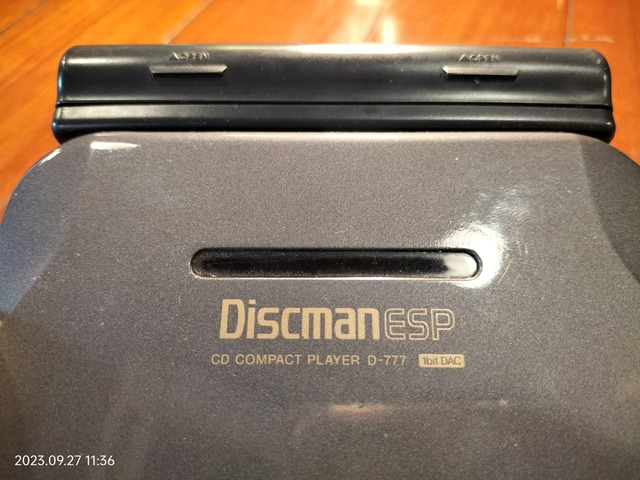 1995/平成7/SONY/D-777/Discman ESP/1vit DAC/AVLS/DBB/ガム型充電池を初採用したDiscman ...