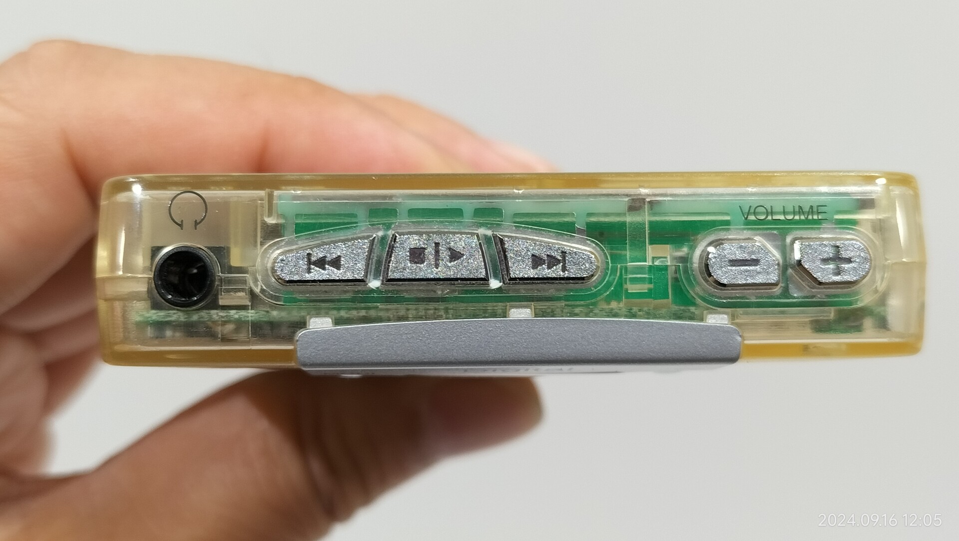 1998/平成10/SaeHan/mpman/MP-F10/DIGITAL STREO PLAYER/世界初のmp3プレーヤー/スケルトン ...