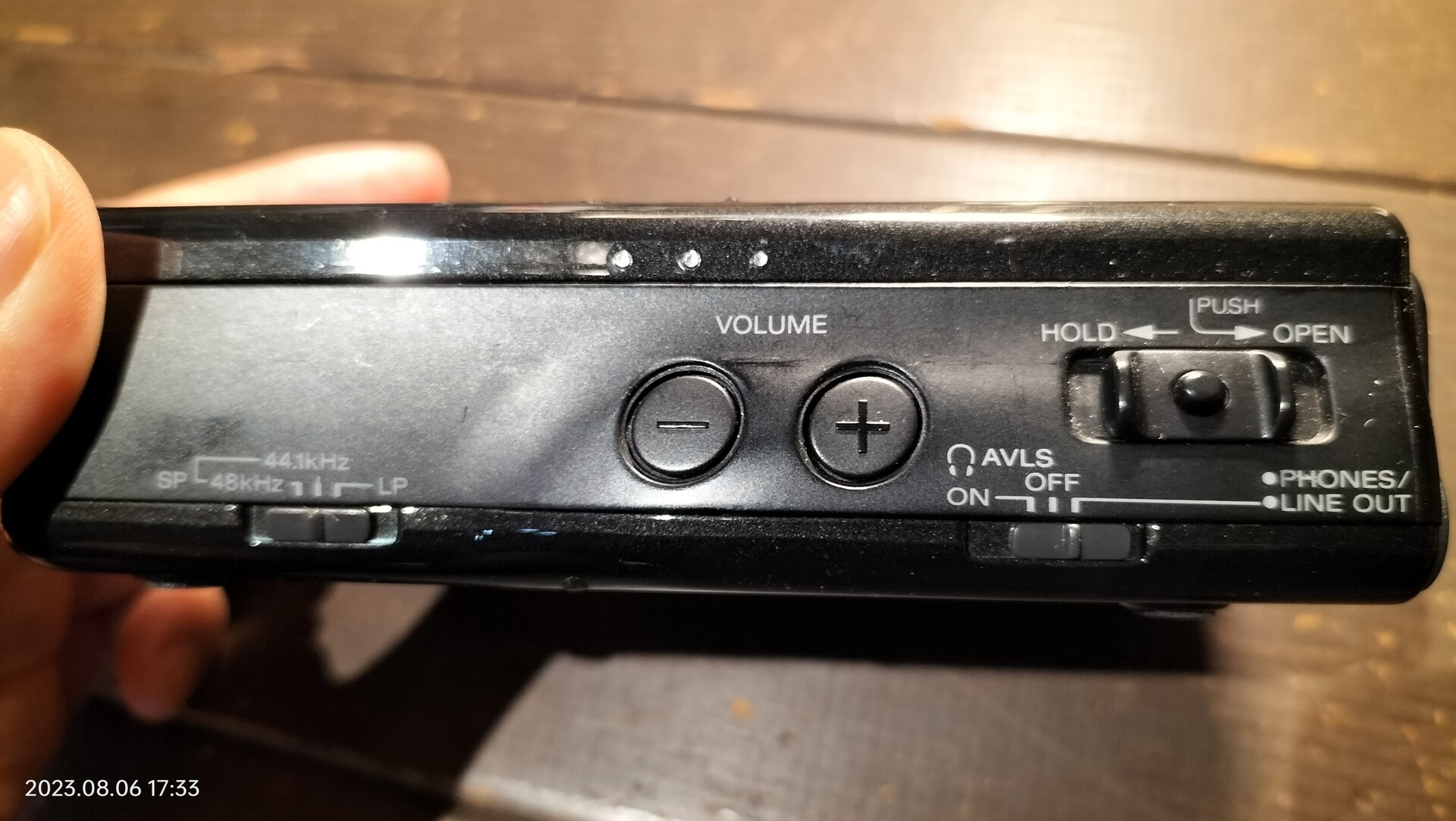 1997/平成9/SONY/TCD-D8/DAT/DAT WALKMAN/DIGITAL AUDIO TAPE-CORDER ...