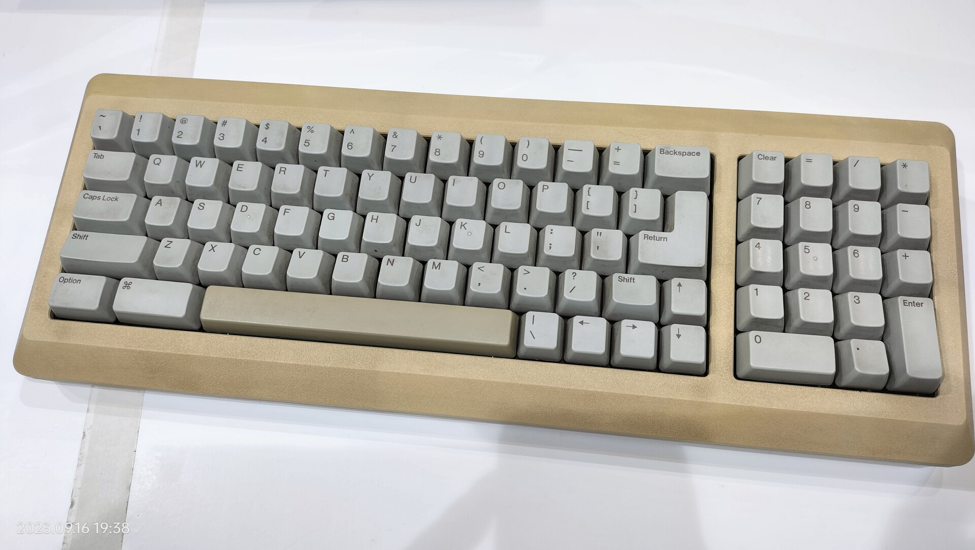 1986/昭和61/Apple/M0110A/Macintosh Plus付属キーボード/ALPS軸/日本製/ : Extinct Media ...