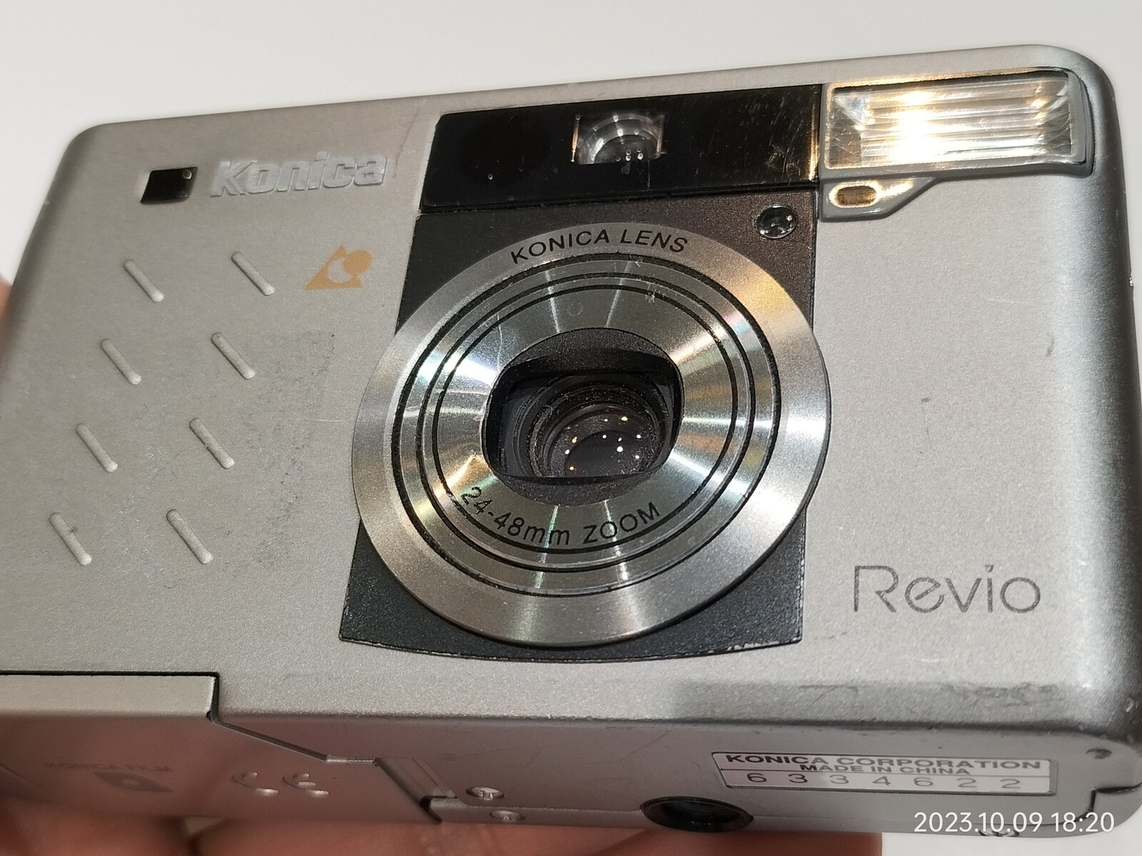 1997/平成9/Konica/Revio/APSフィルムカメラ/2倍ズーム/ : Extinct Media Museum | 絶滅メディア博物館