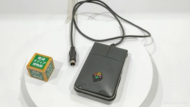 1989/平成1/NEXT/NeXTcube/NEXTSTEP/マウス/2ボタン/ネクスト/ネクストキューブ/ : Extinct Media ...