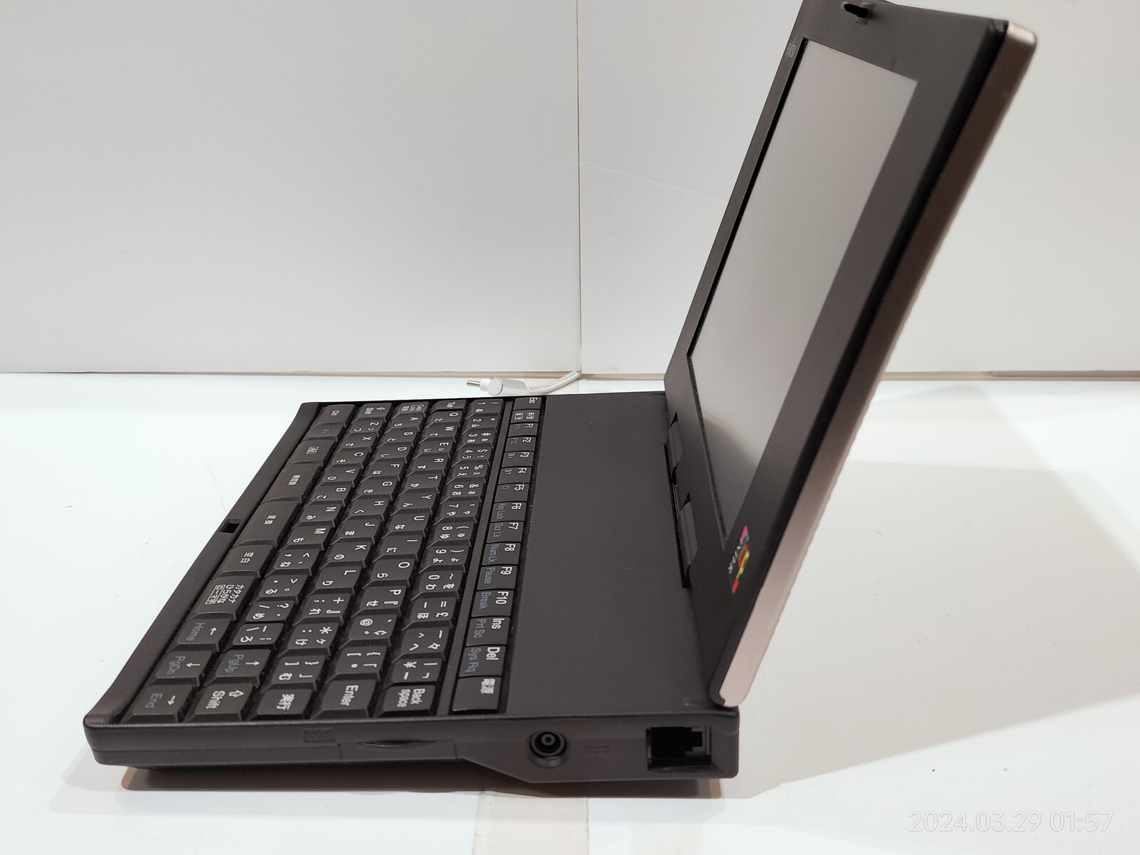 1997/平成9/FUJITSU/INTERTop/DOS-V/750g/A5サイズ/7.2インチカラーDSTN液晶/640_480/256色 ...