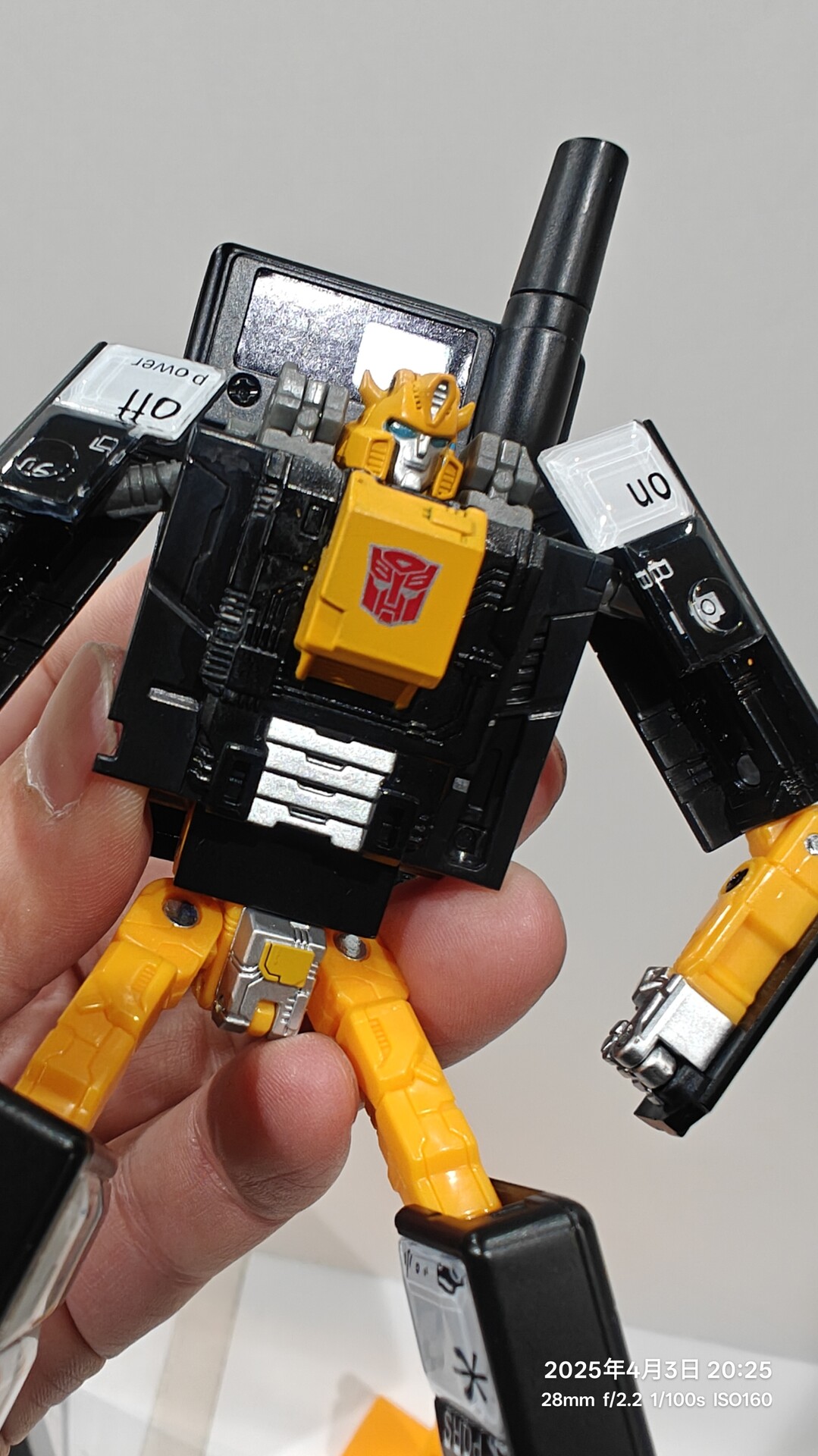 2017/平成17/KDDI/au/タカラトミー/au×TRANSFORMERS PROJECT/INFOBAR BUMBLEBEE ...