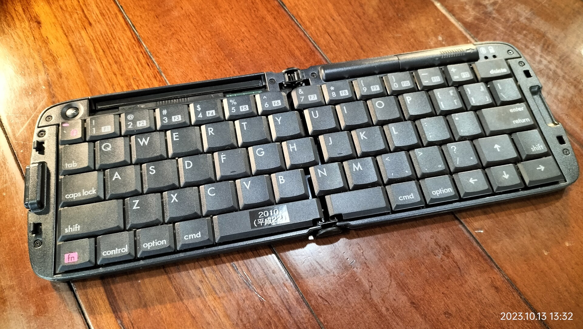 2010/平成22/REUDO/RBK-2200BTi/Bluetooth/折りたたみモバイルキーボード/単四電池2本/65キー ...