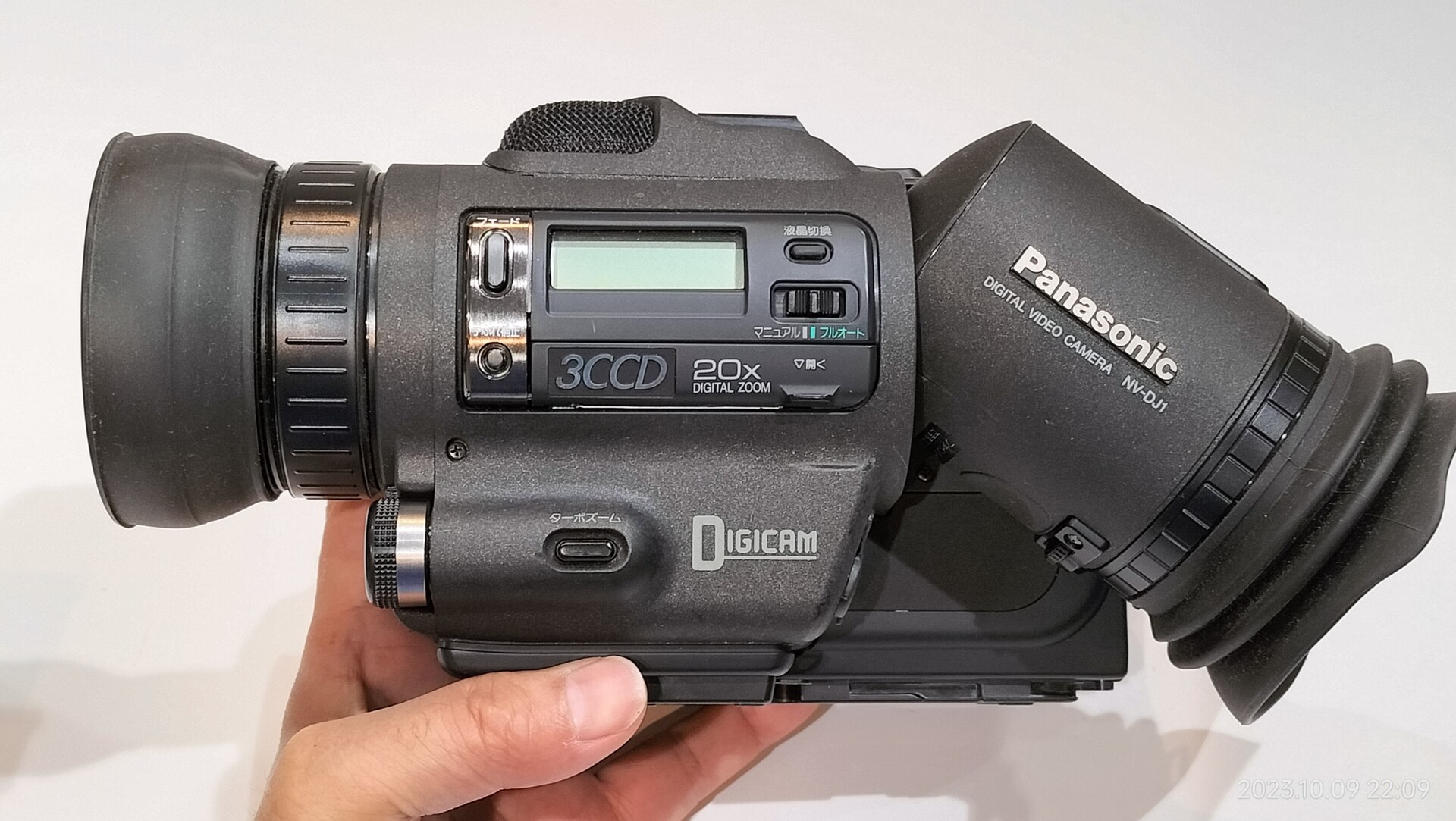 1995/平成7/Panasonic/NV-DJ1/DIGICAM/3CCD/DVカメラ/12倍ズーム/ : Extinct Media ...