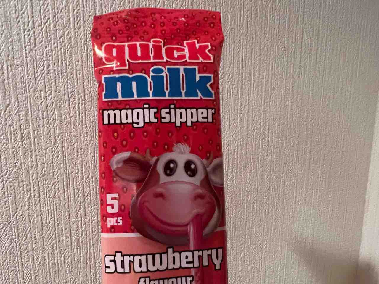 quick milk magic sipperのストロベリーは鉄板の味 from ハンガリー : タベシラ - 食べて調べて書く雑学ブログ
