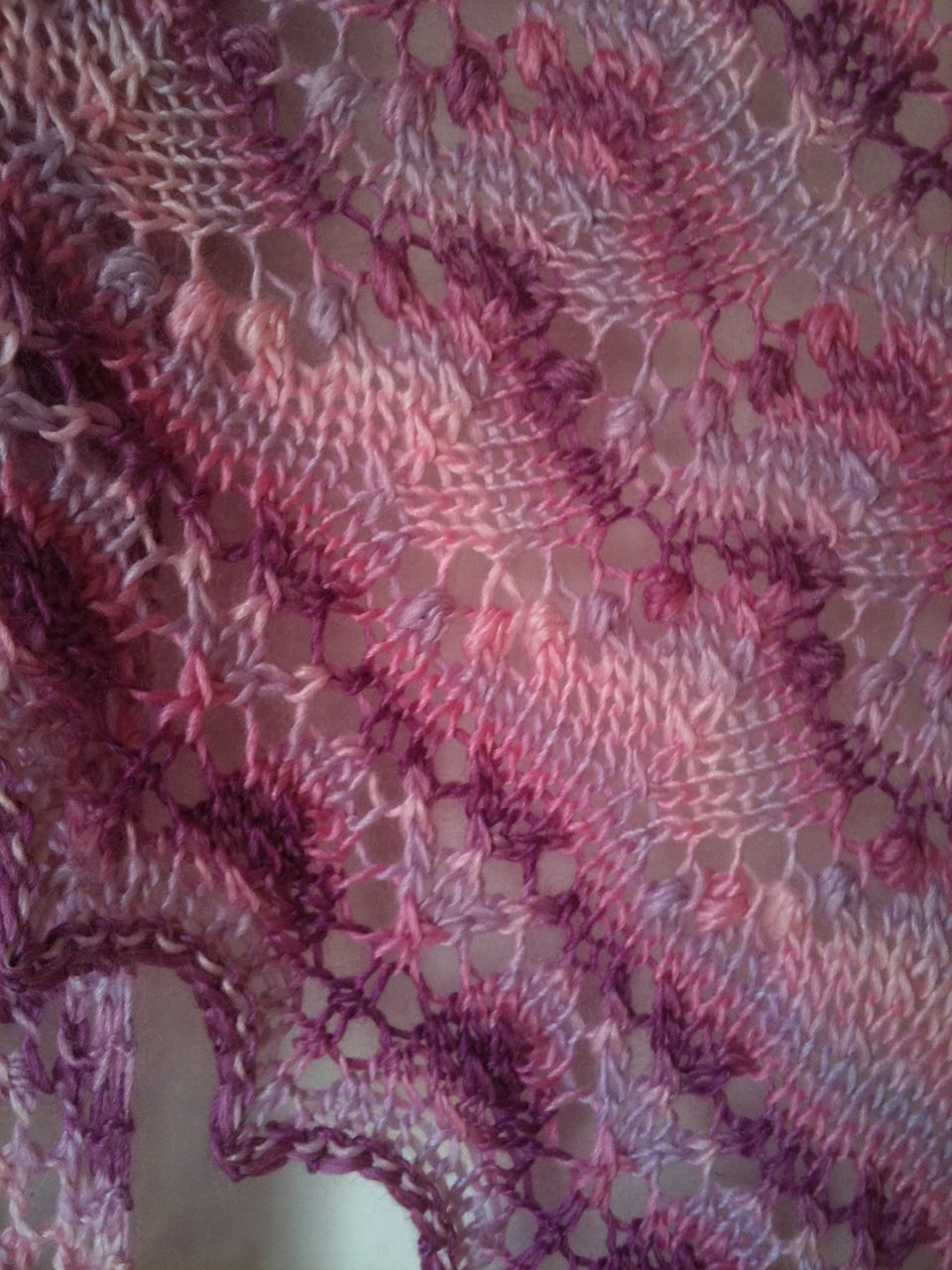 「Swallowtail Lace Shawl」完成！！ : あみねこBlog