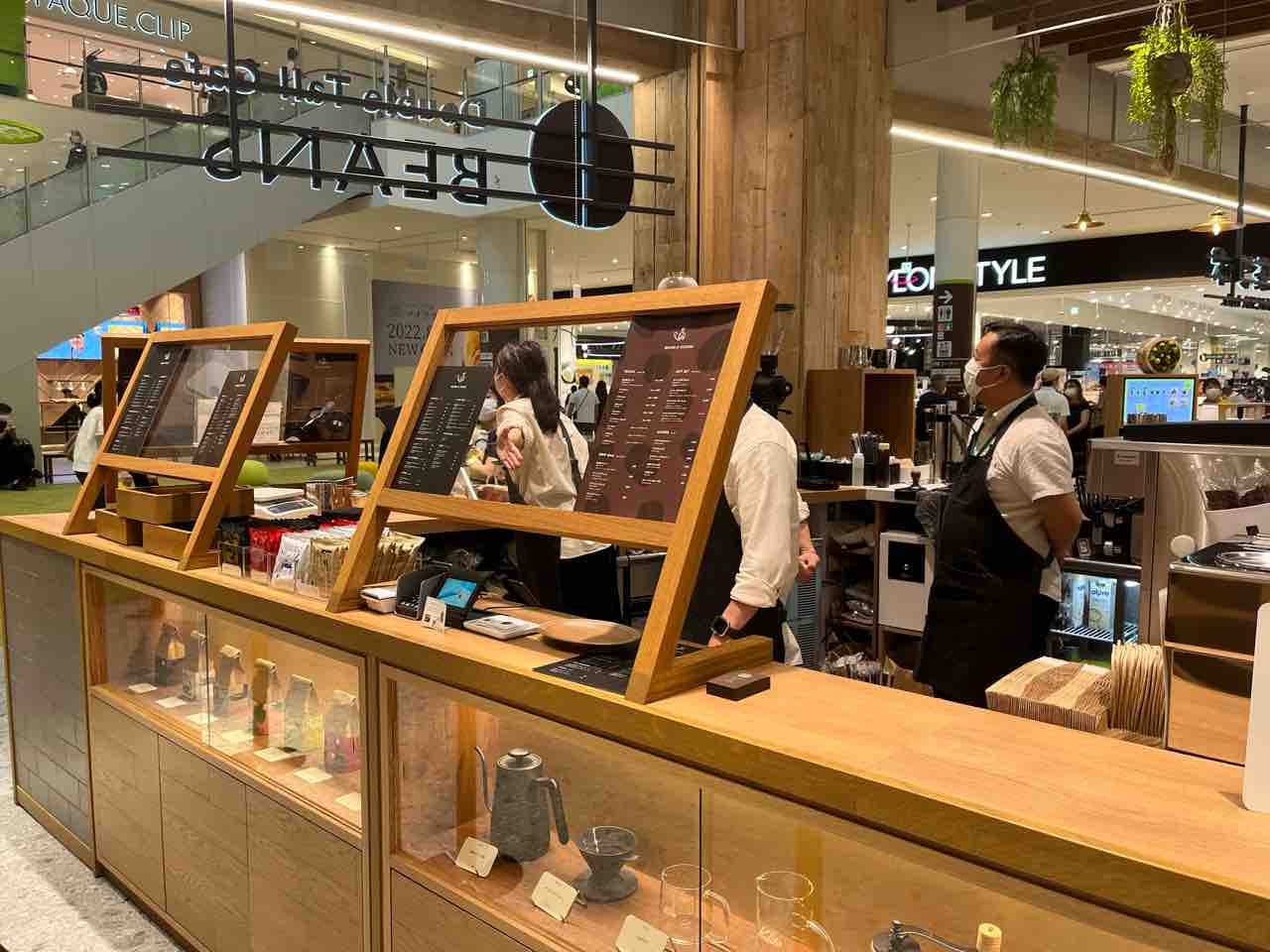 「mozoワンダーシティ」の1階に新たなカフェがオープン！「Double Tall Cafe BEANS」 : いつもどこかで