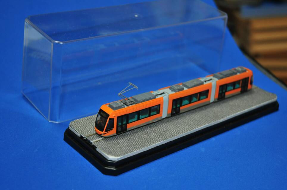 N Gauge Model of the Fukai Railroad Fukuram F1000 - Trams, LRV's ...