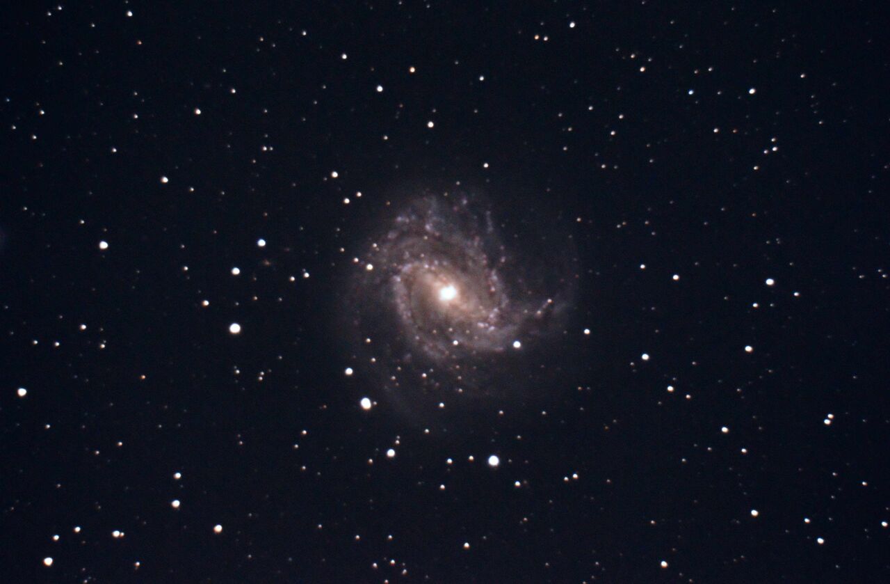 宇宙は両目で見るのが一番 : 春の銀河探訪 第4弾、M83(南の回転花火）