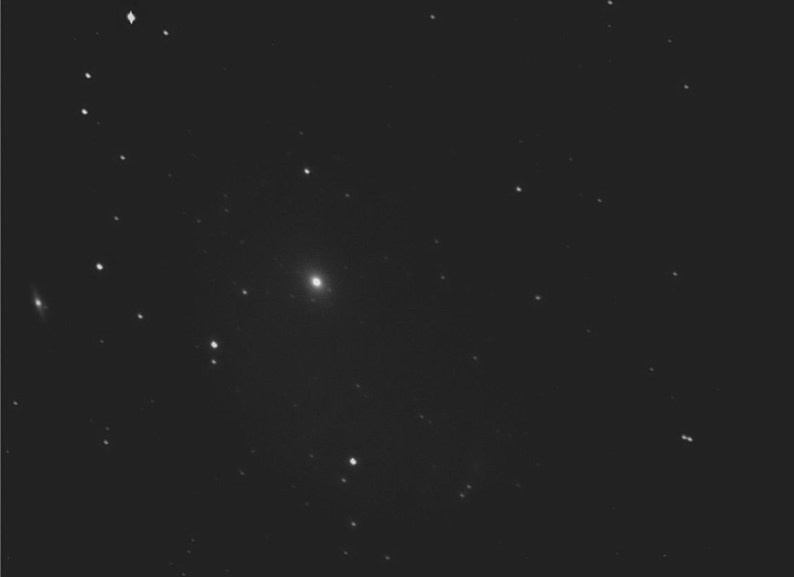 宇宙は両目で見るのが一番 : NGC 3557