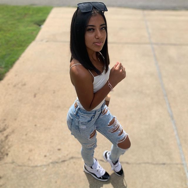 realmena-tiktok-star-wiki-bio-age-height-weight-dating-affair