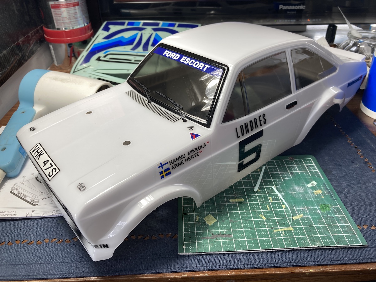 タミヤ 1/10 R/Cカー フォード エスコートMK.IIラリー タミヤ 1/10 R/Cカー フォード エスコートMK.IIラリー