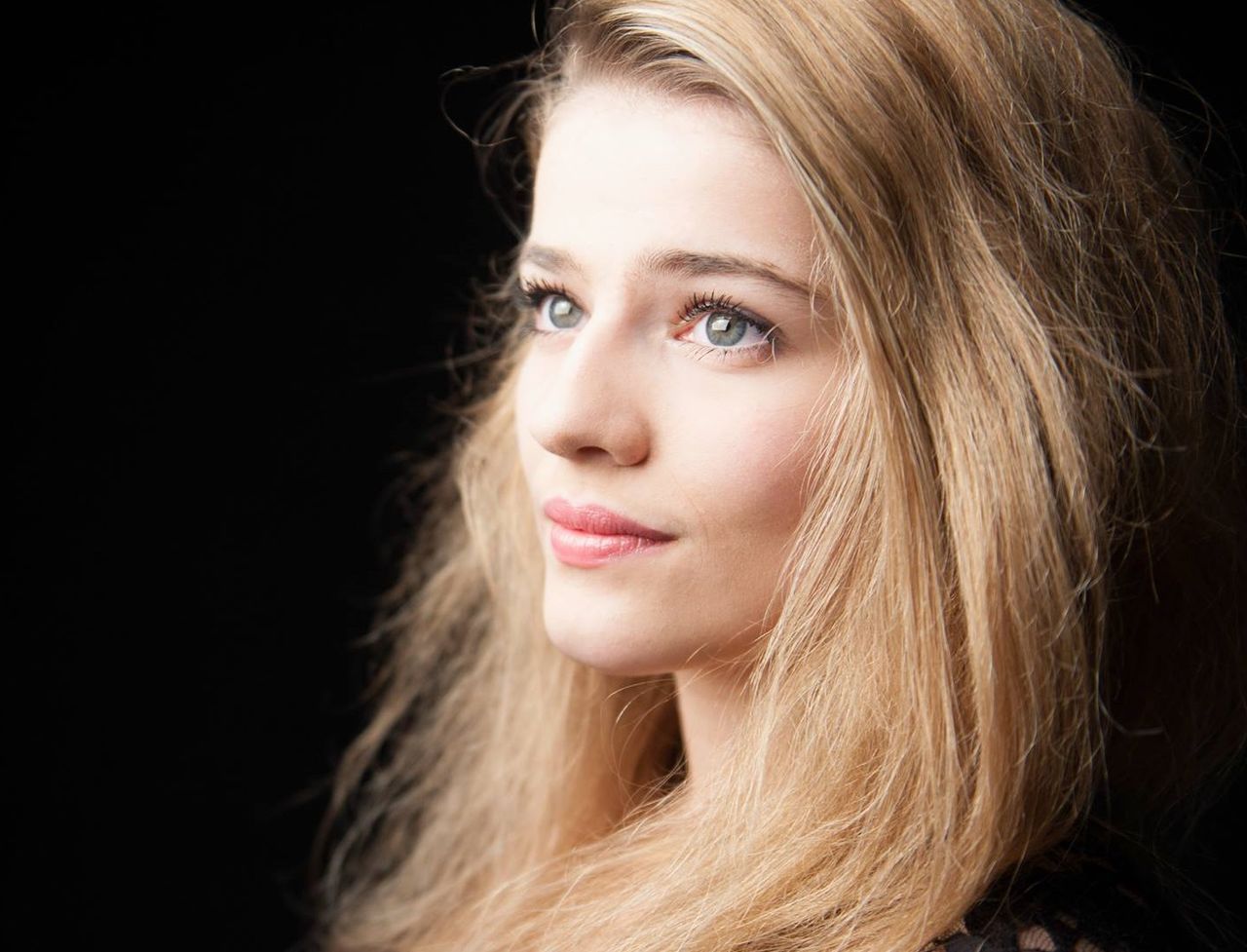 ヴァレンティーナ・トース（Valentina Tóth） : クラシックがお好きでしょ