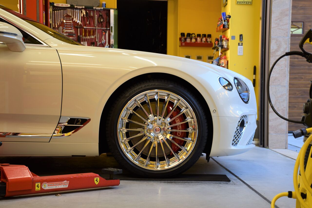 hre_japanのblog:Bentey Continental GTC S209HマッチングPHOTO